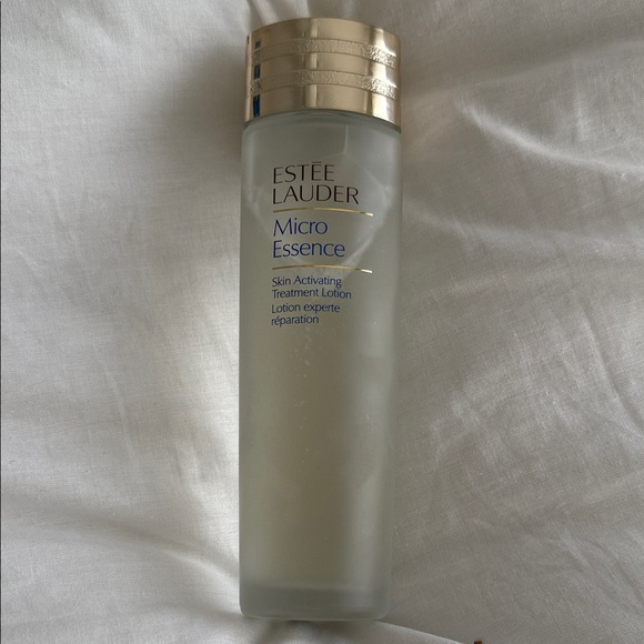 Estee Lauder | Skincare | Estee Lauder Micro Essence With Gold Cap ...